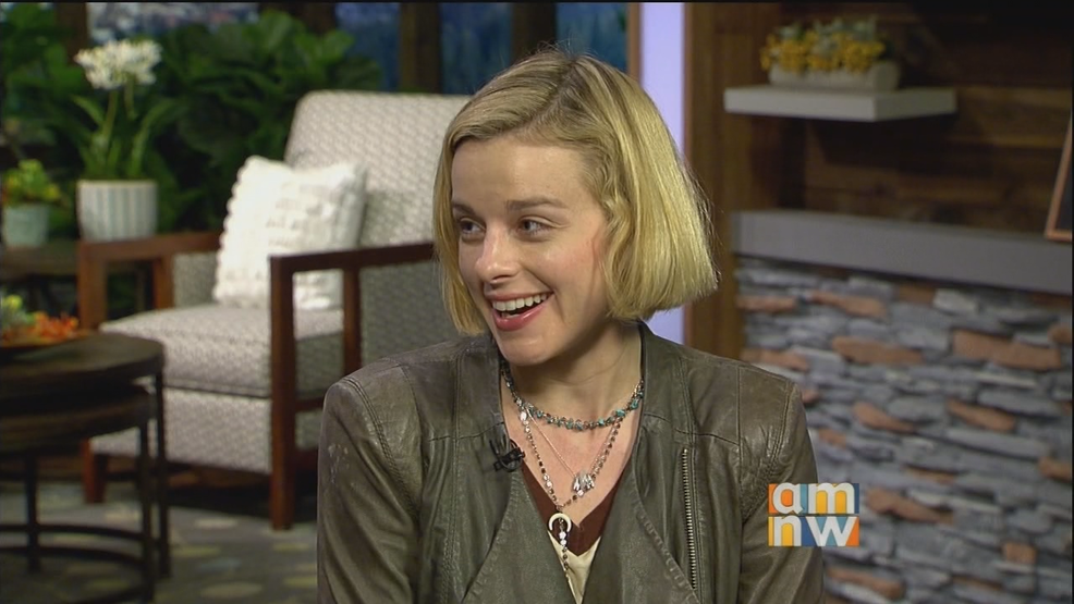 Actress & Comedian Erica Rhodes | KATU