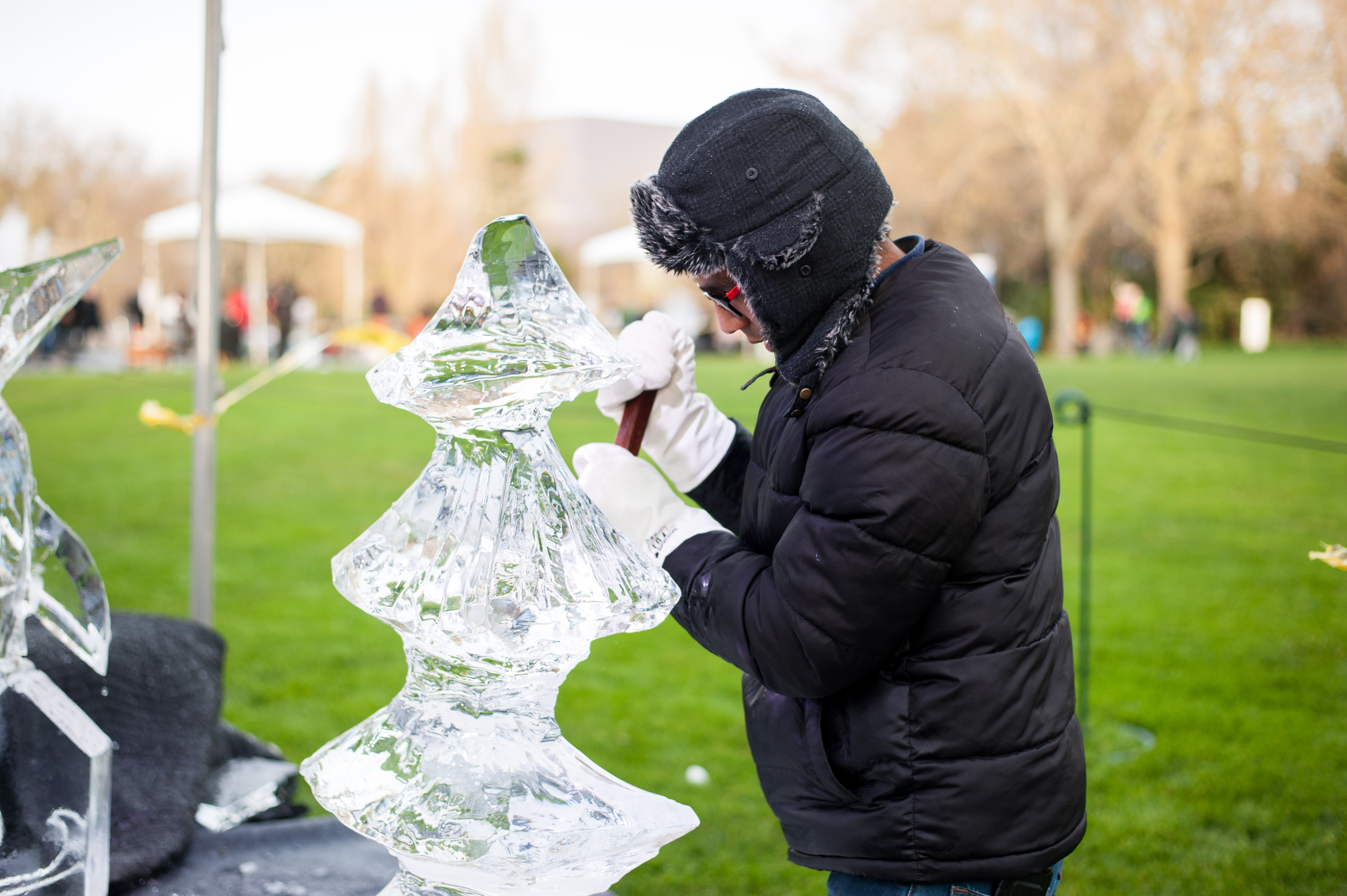 Photos: Local artists celebrate holidays with gorgeous ice sculptures ...